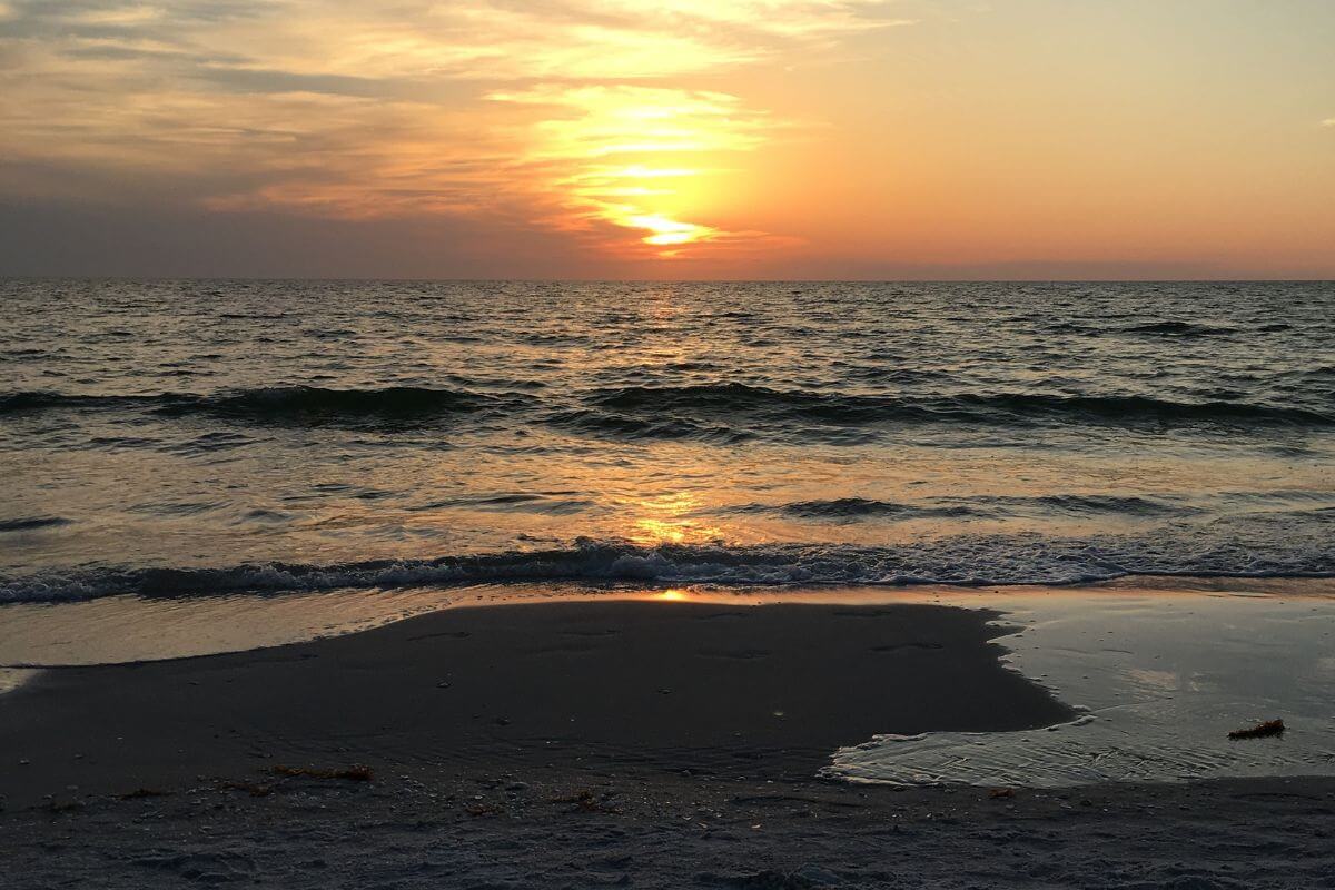 Top 10 Best Beaches in Southwest Florida • Authentic Florida