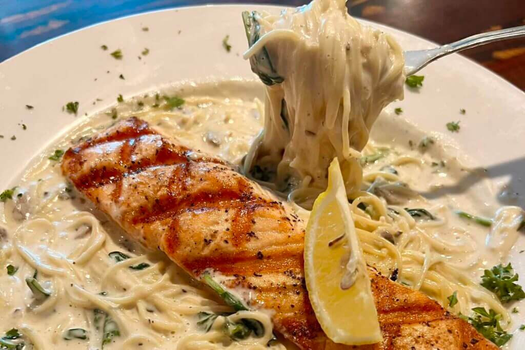 20 Best Restaurants in Gainesville • Authentic Florida