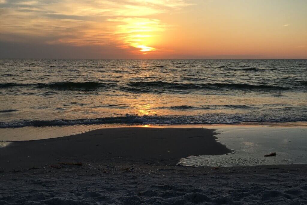 Ultimate Guide to Naples, Florida 2023 • Authentic Florida