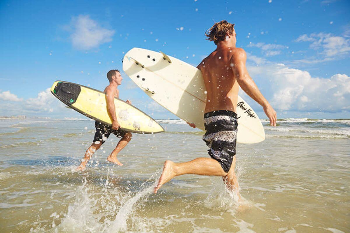 14 Best Surfing Beaches in Florida • Authentic Florida