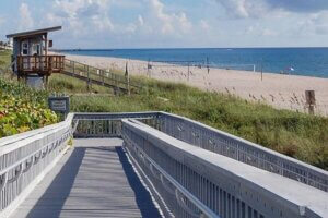 14 Best Surfing Beaches in Florida • Authentic Florida