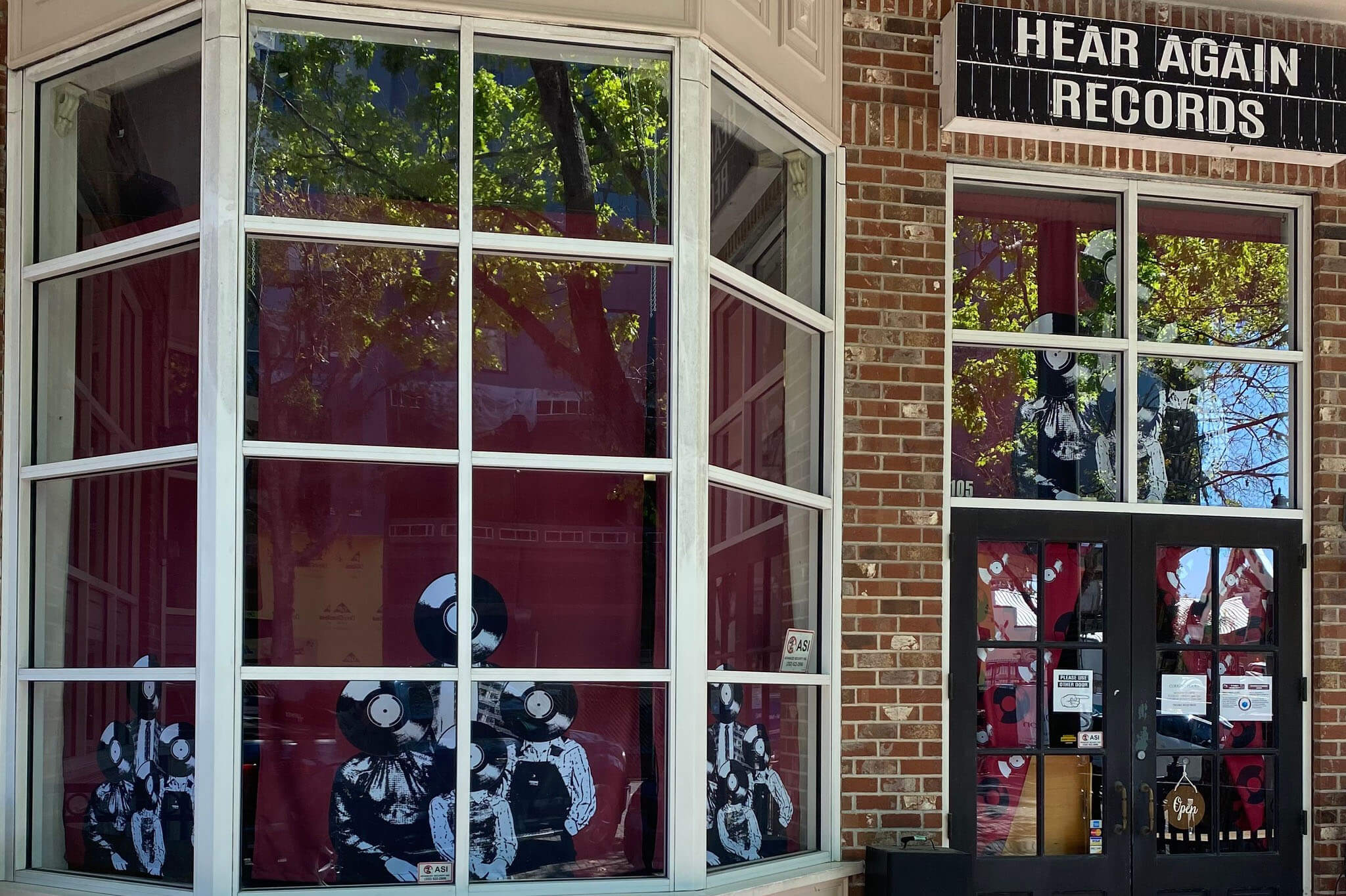 For the Record, These Are the 10 Best Vinyl Shops in Florida