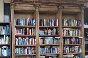 A Road Trip to Florida's Best Independent Bookstores in 2023